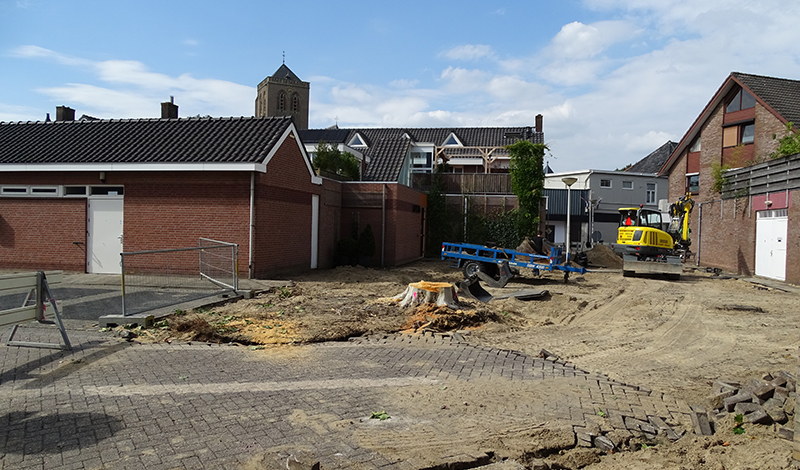 Graafmachine eindelijk de grond in voor Centrumplan Didam | De Diemse ...